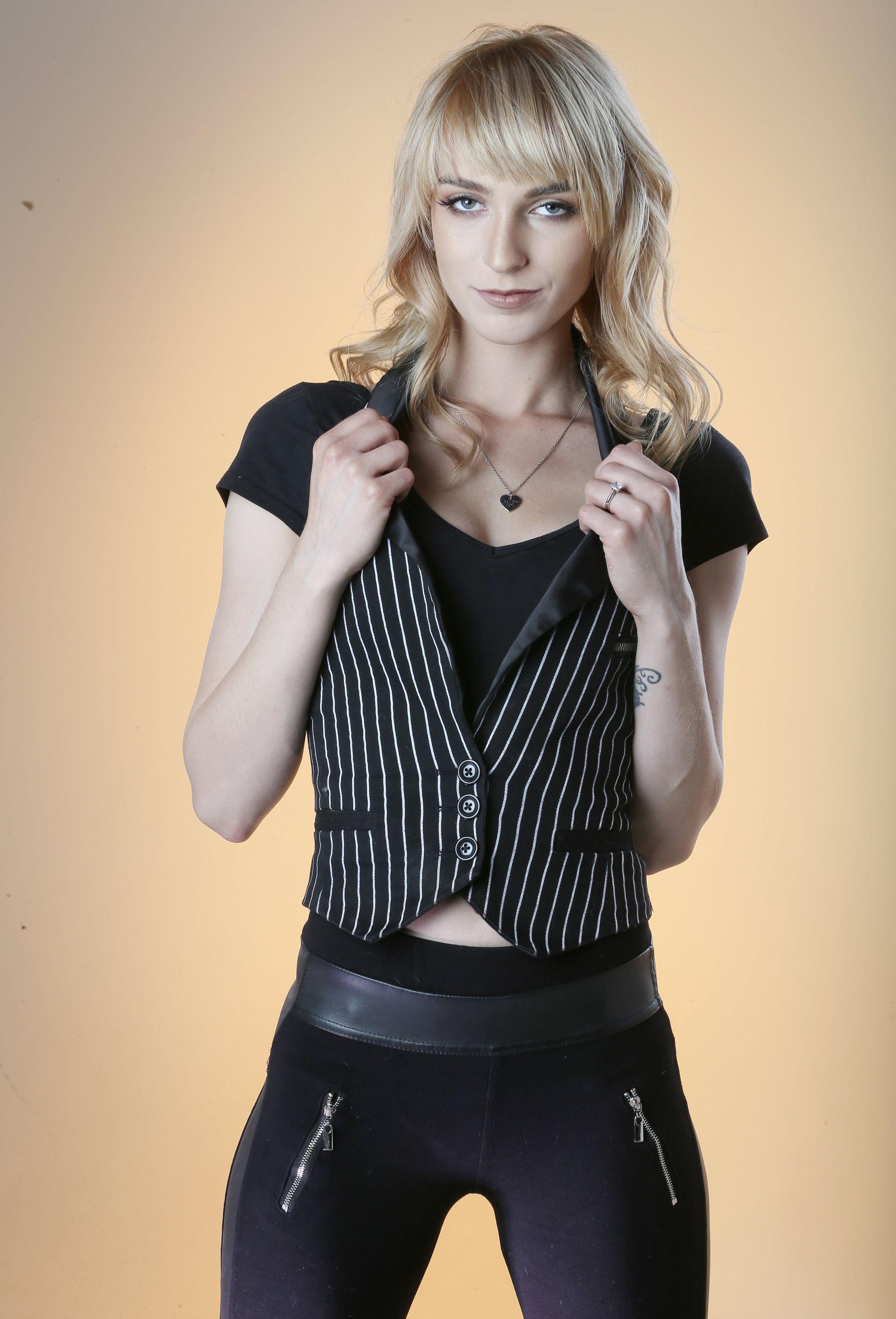 SUNshine Girl Miranda | Toronto Sun