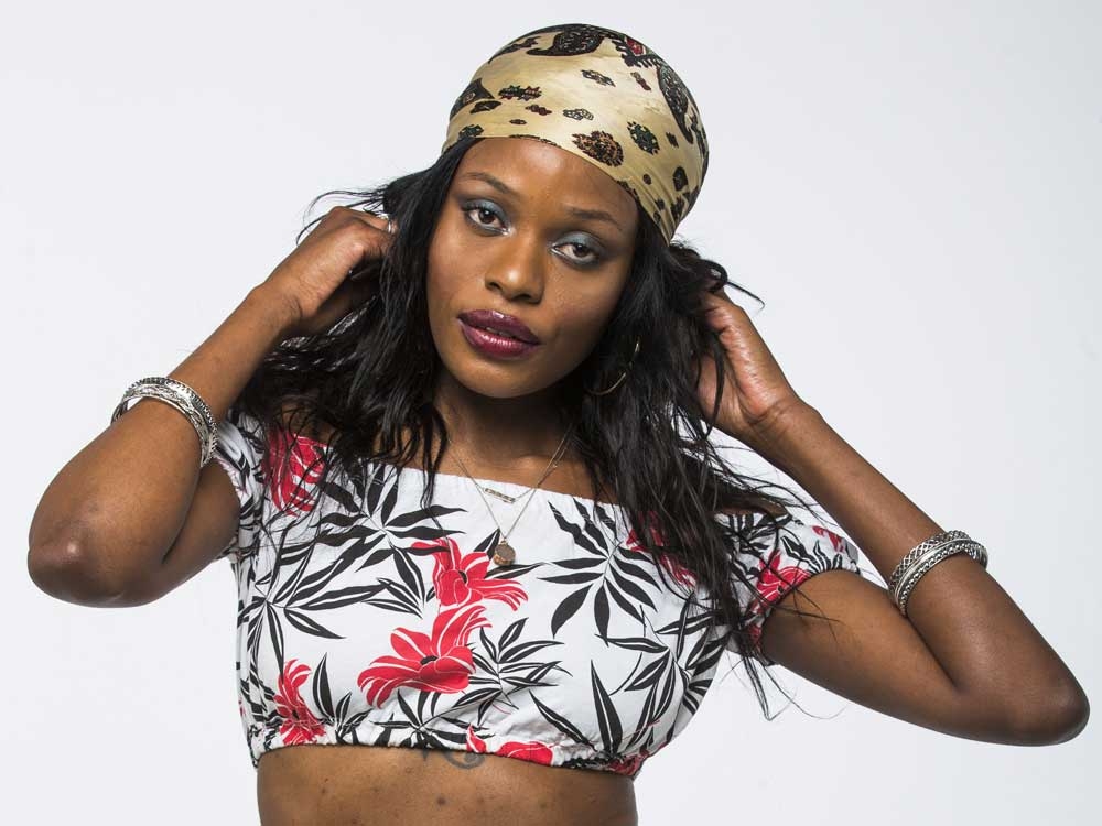 SUNshine Girl Pelly | Toronto Sun