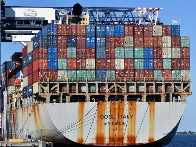 Bangladesh boy hides in shipping container which ends up in Malaysia ...