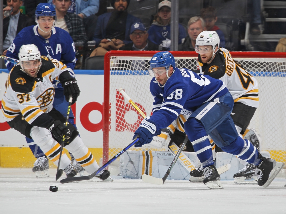 SUN SPORTS ROUNDTABLE: Leafs still lagging behind NHL's best Bruins ...