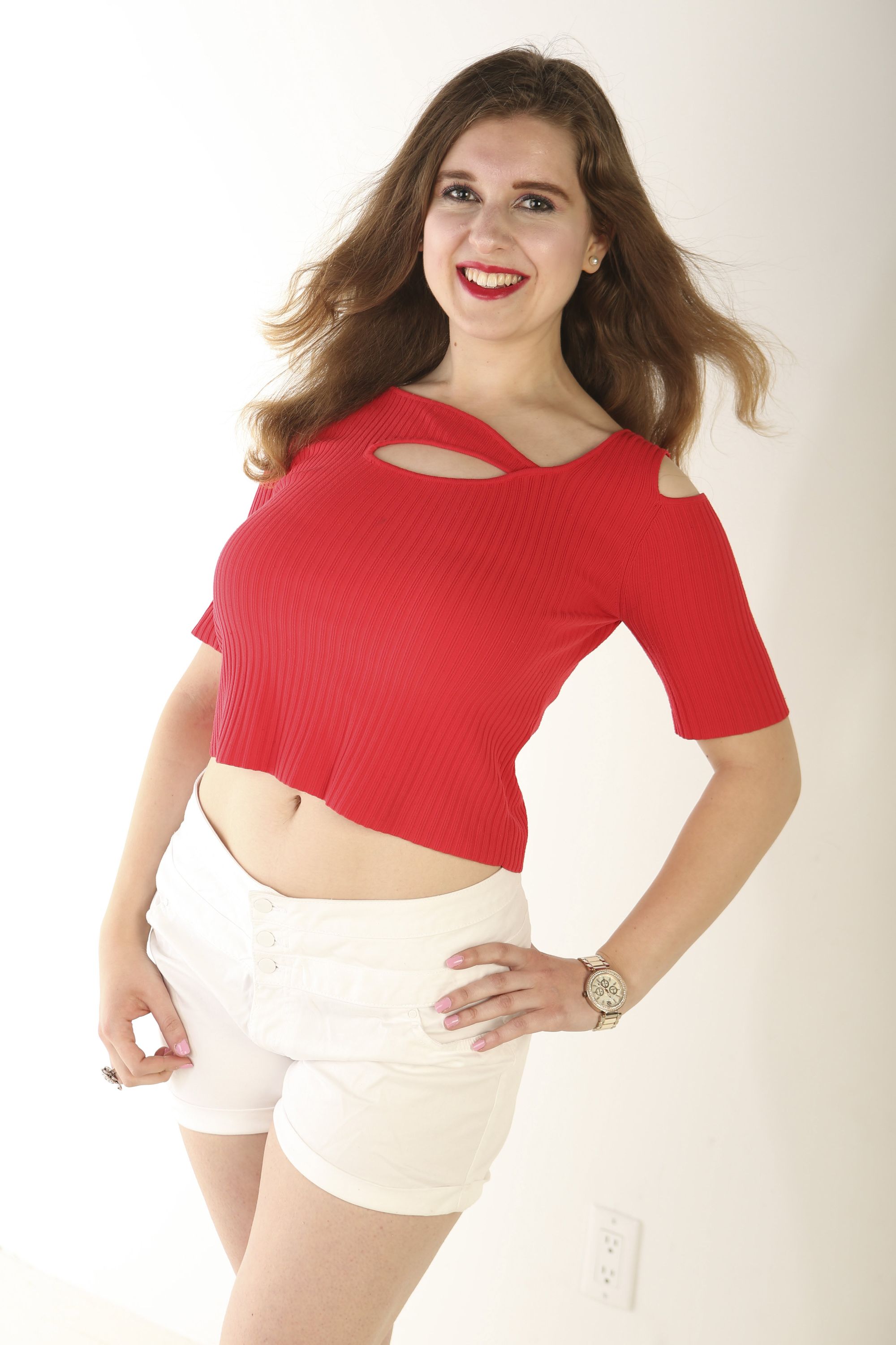 SUNshine Girl Lisa | Toronto Sun