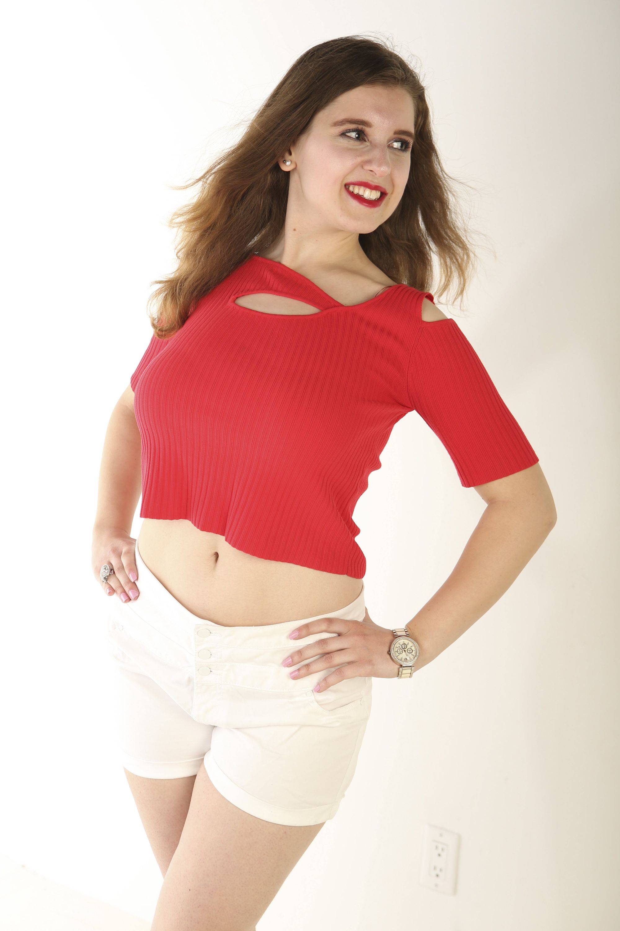 SUNshine Girl Lisa | Toronto Sun