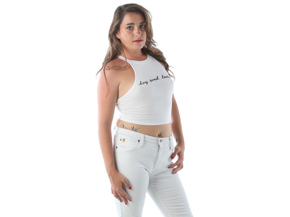 SUNshine Girl Elizabeth | Toronto Sun