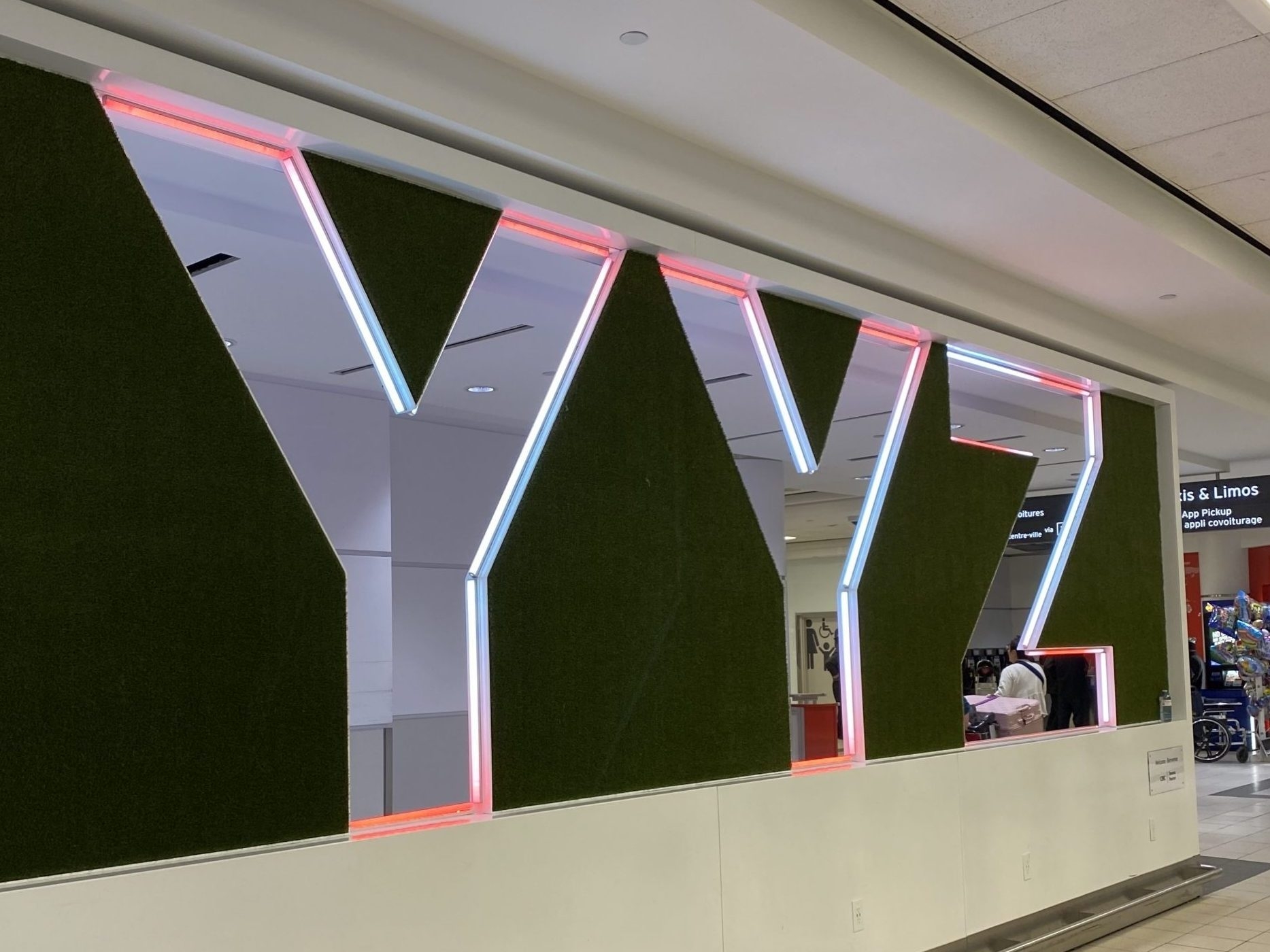 UMVA - PEARSON AIRPORT MELTDOWN: Travel CHAOS Intensifies!