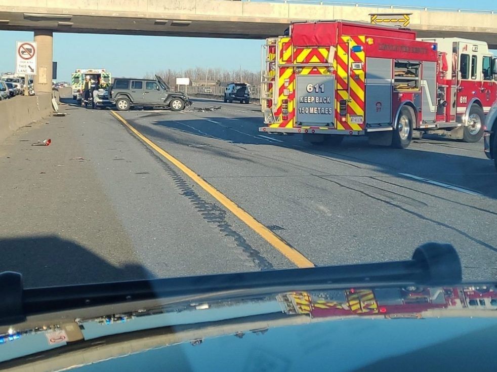 10-year-old boy from Beamsville killed in rush hour QEW crash | Toronto Sun