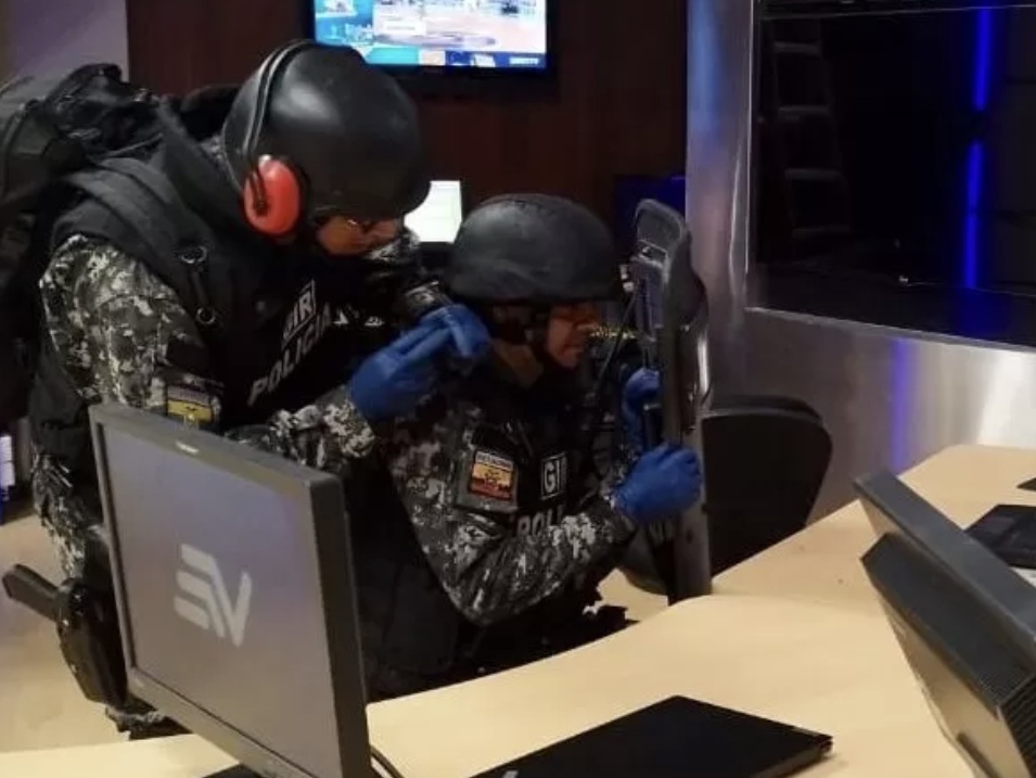 News presenter in Ecuador injured after mailed 'USB' blows up on air ...