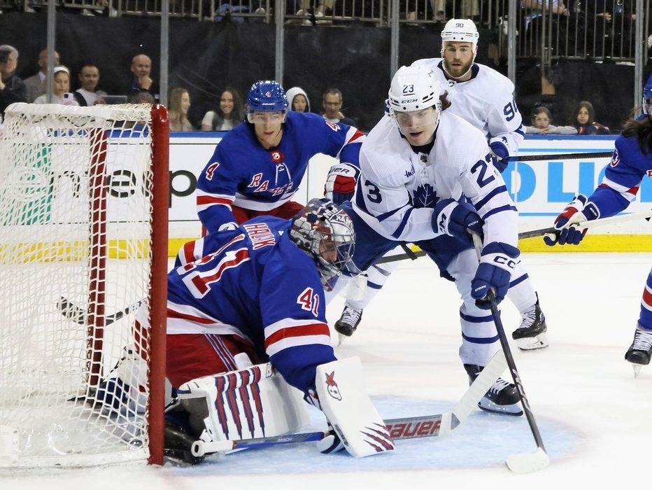 Leafs' Knies gets first look at ice at Scotiabank Arena | Toronto Sun