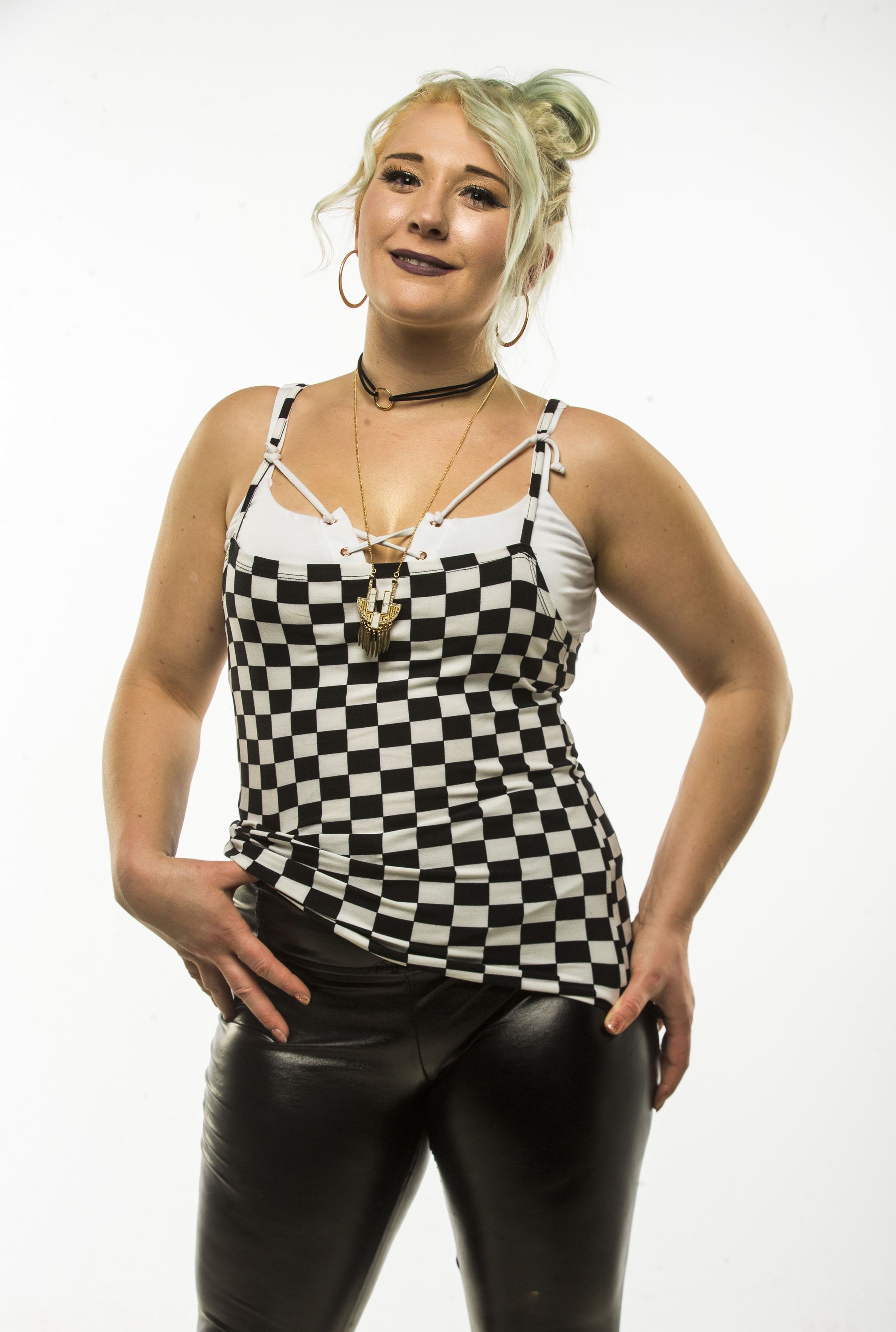 SUNshine Girl Jacqueline | Toronto Sun