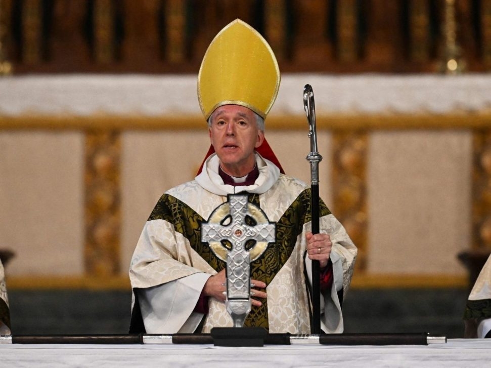 Pope presents shards from cross of Christ for King Charles' coronation ...