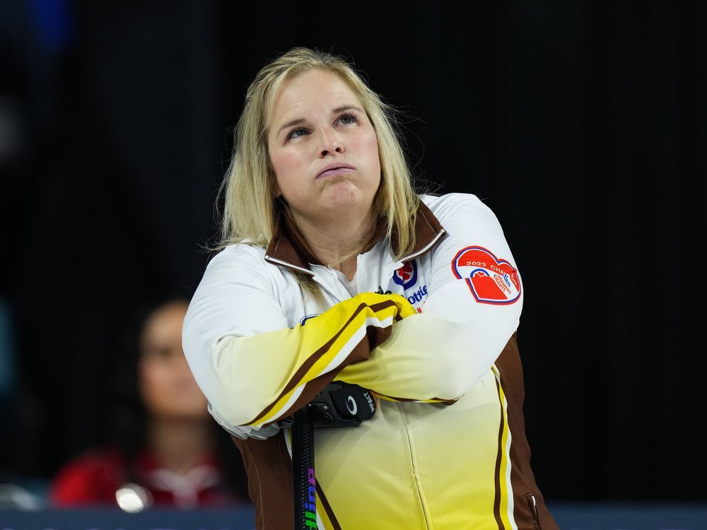 Canada's Jones, Laing suffer first loss at world mixed doubles ...
