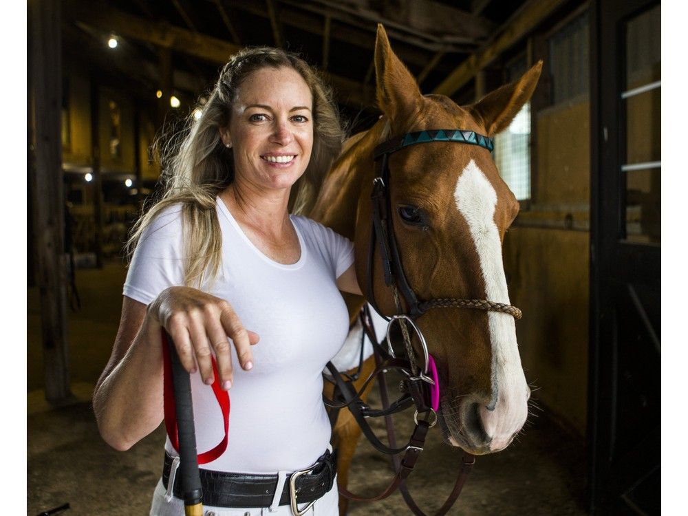 SUNshine Girl Ryan | Toronto Sun