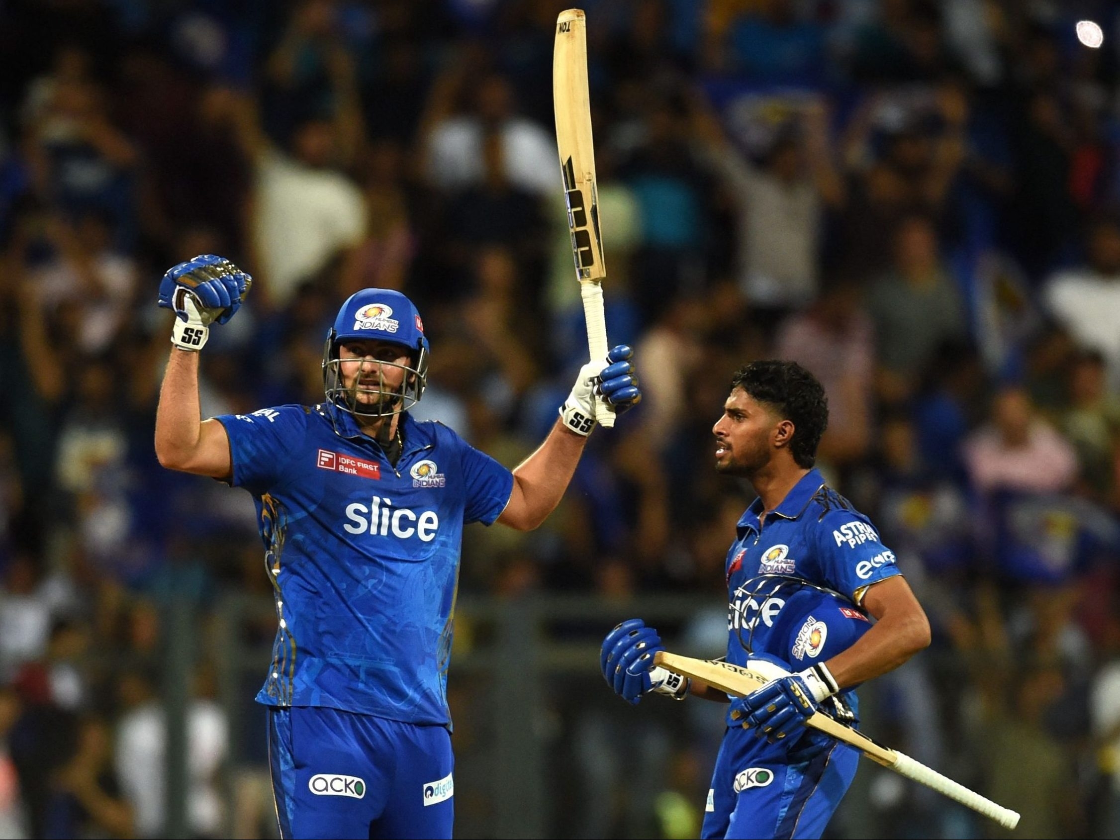 Thrills as IPL celebrates 1,000th match with David lighting up Mumbai ...