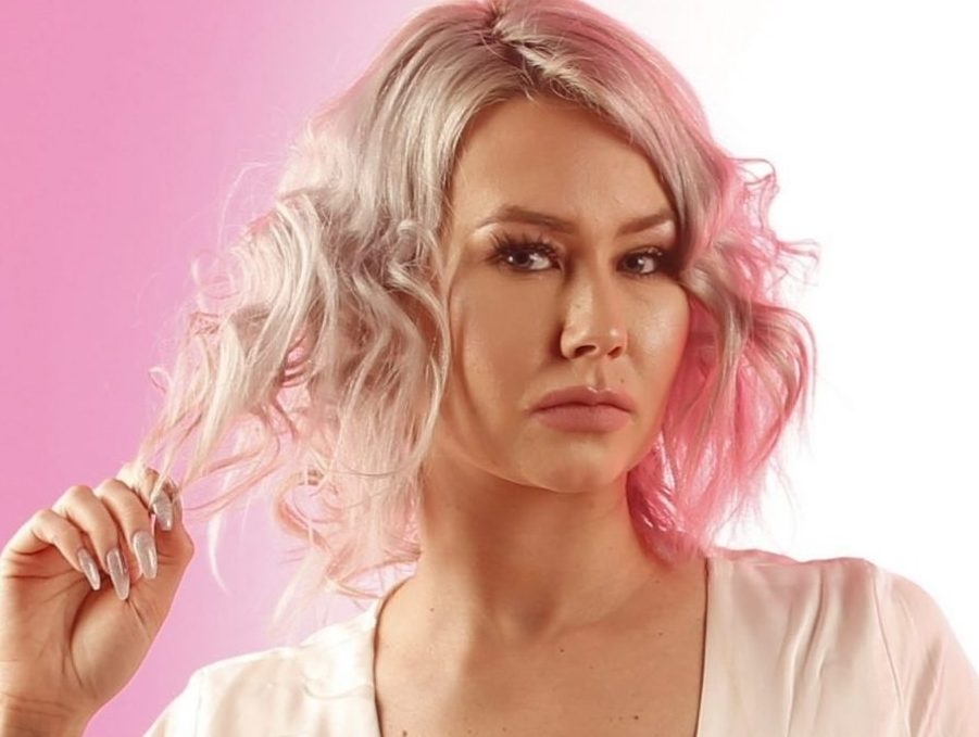 SUNshine Girl Angelina | Toronto Sun