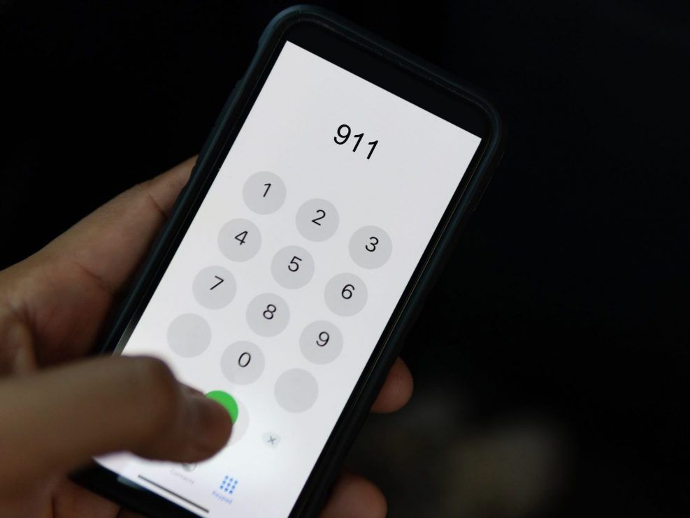 911 auto dialing tying up emergency services, Hamilton Police say | Toronto Sun
