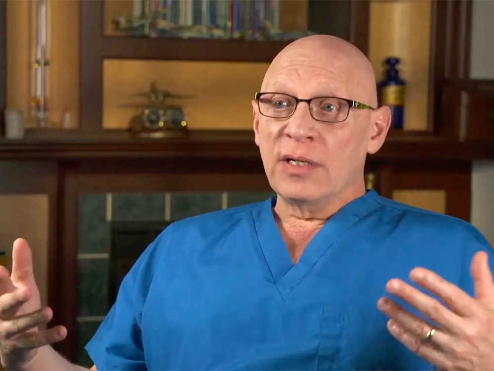 Fertility doctor accused of using own sperm dies in plane crash ...