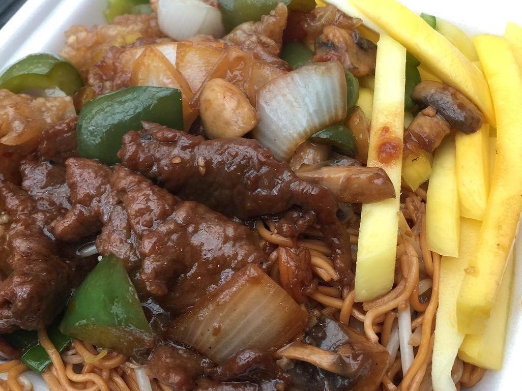 Food court stall gets 12 infractions from Toronto health inspectors ...