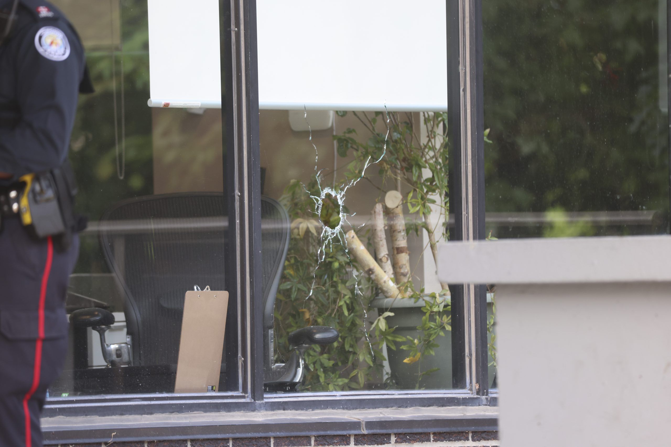 Female shot, male on e-bike with fat tires sought: Toronto cops ...