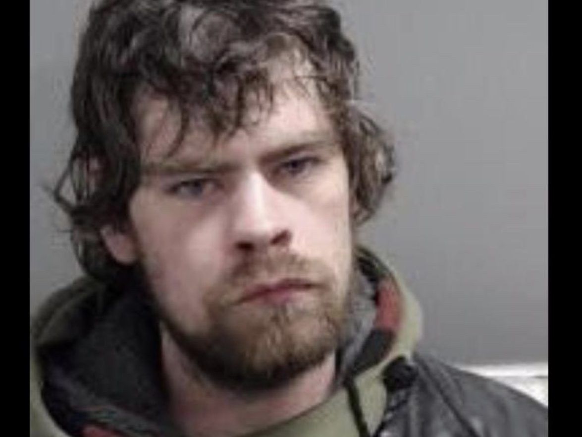 Female cop suffers head wound in Port Hope McDonald's shooting ...