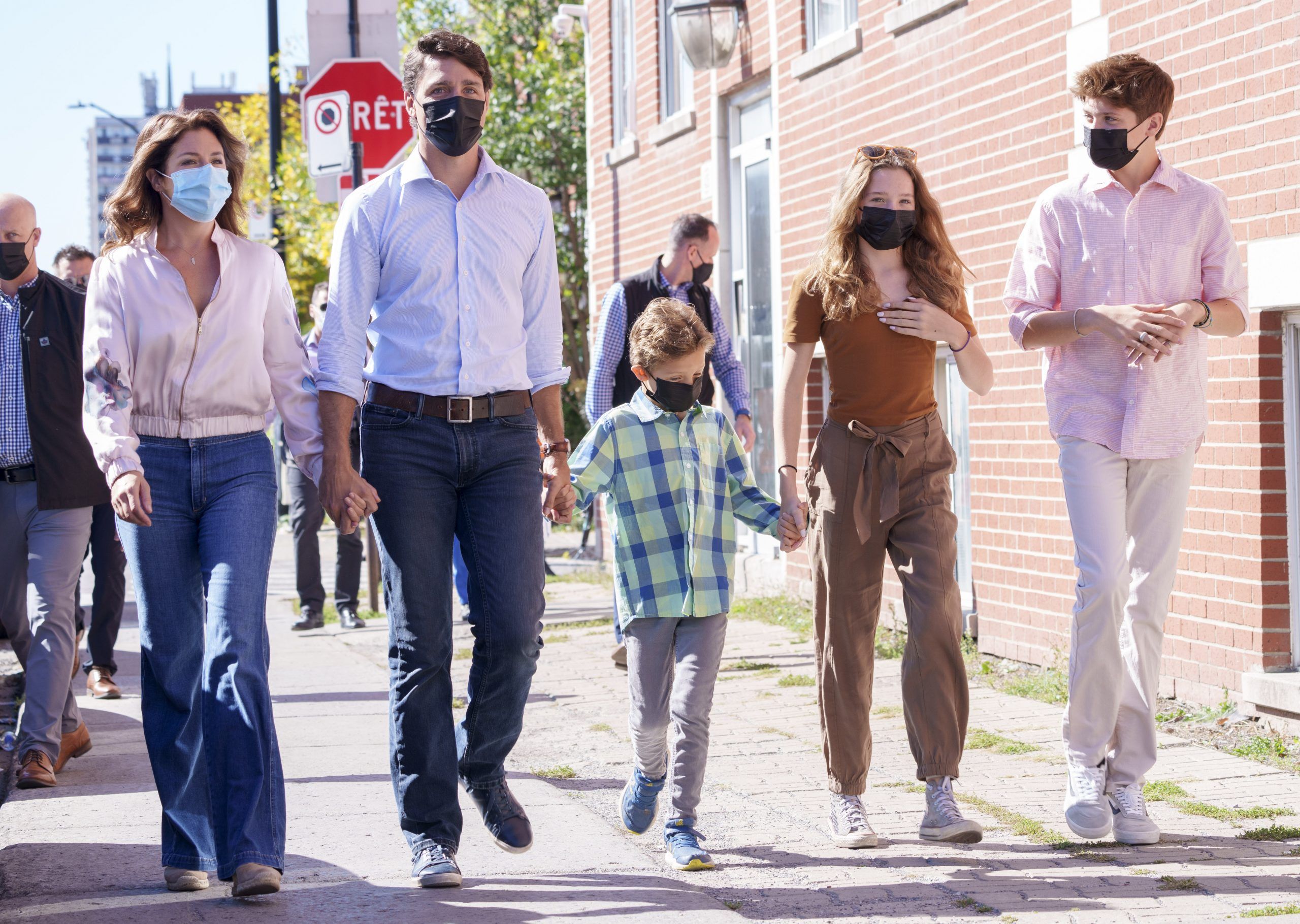 Justin Trudeau and family heading to B.C. on vacation this week ...
