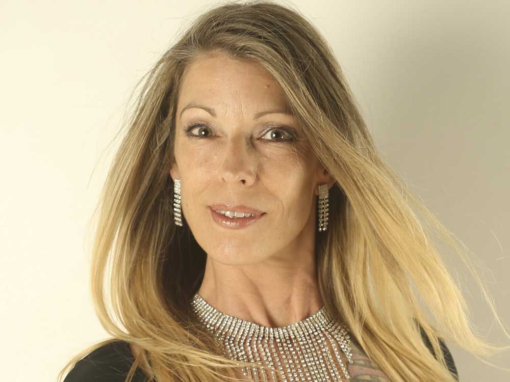 SUNshine Girl Lucidite | Toronto Sun