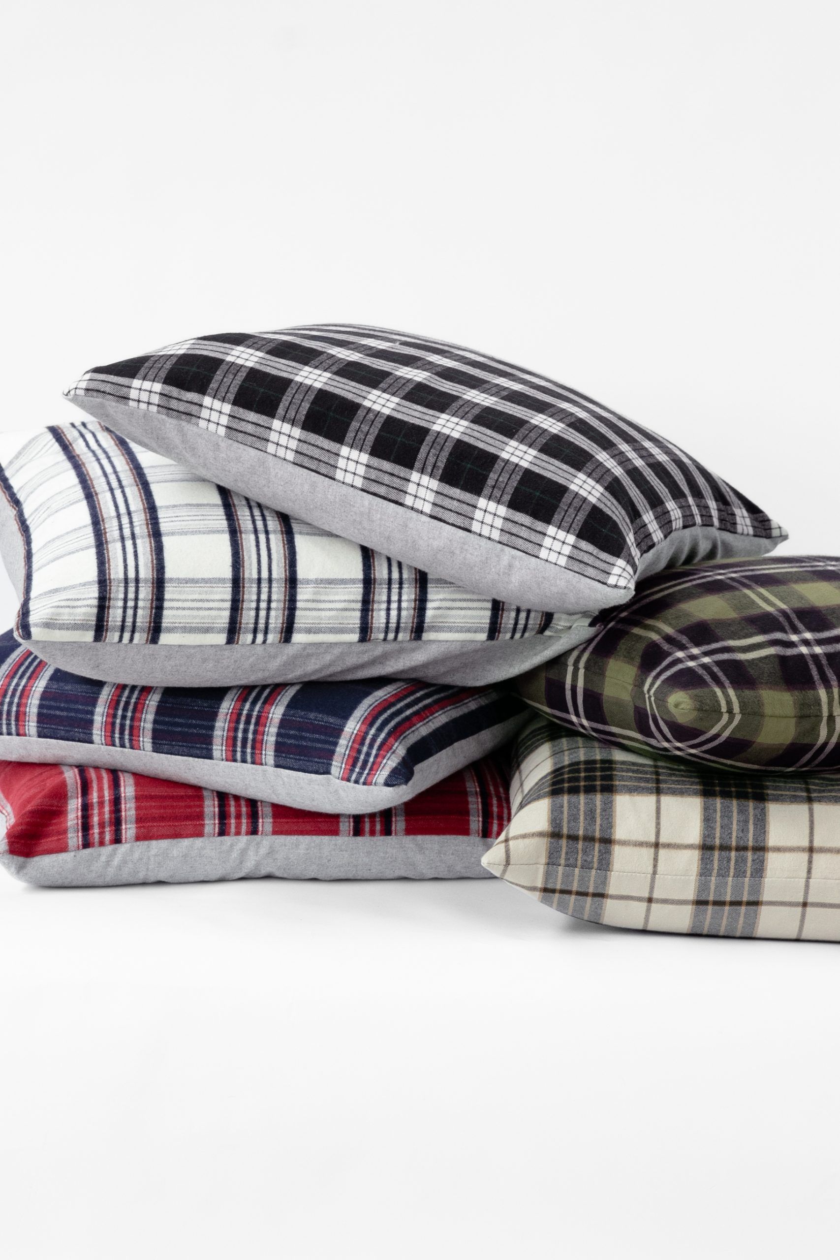 Check it out: New plaids for the home | Toronto Sun