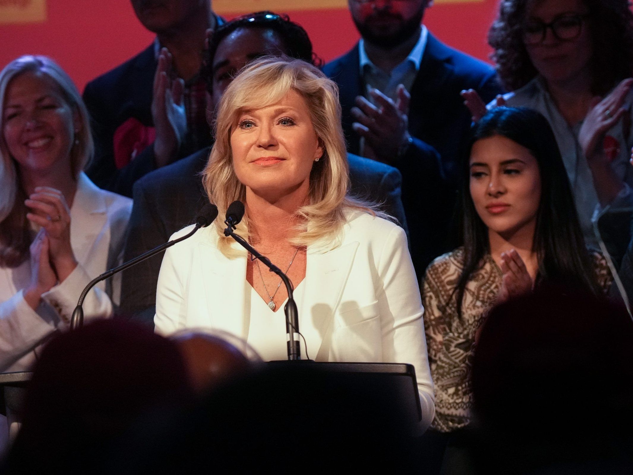 Bonnie Crombie to pause Mississauga mayoral duties on Oct. 7: Report ...