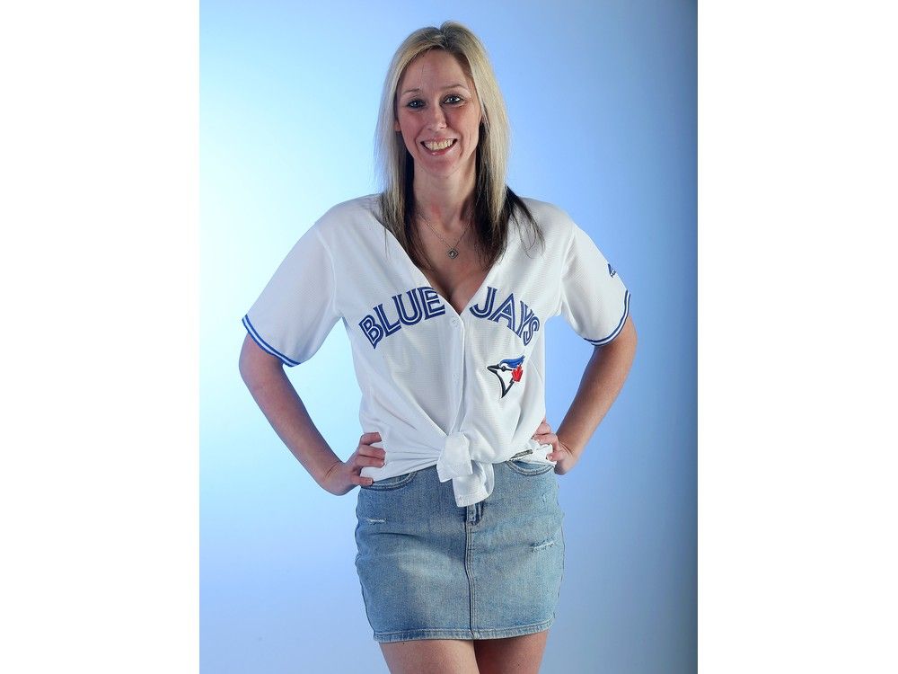 SUNshine Girl Crystal | Toronto Sun