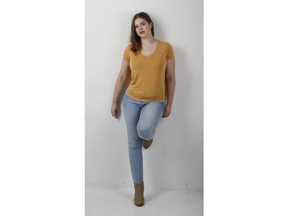 SUNshine Girl Chelsea | Toronto Sun