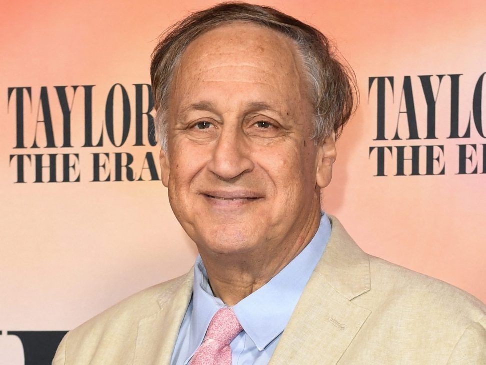 AMC CEO accused of sharing sexually explicit photos in extortion plot ...