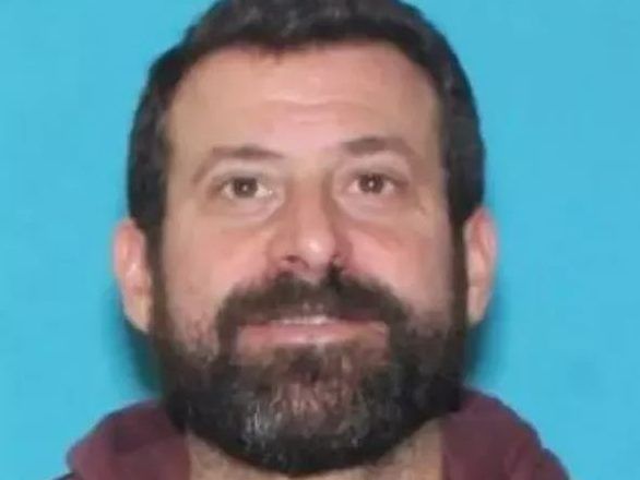 Former editor of news site The Recount charged with child porn ...