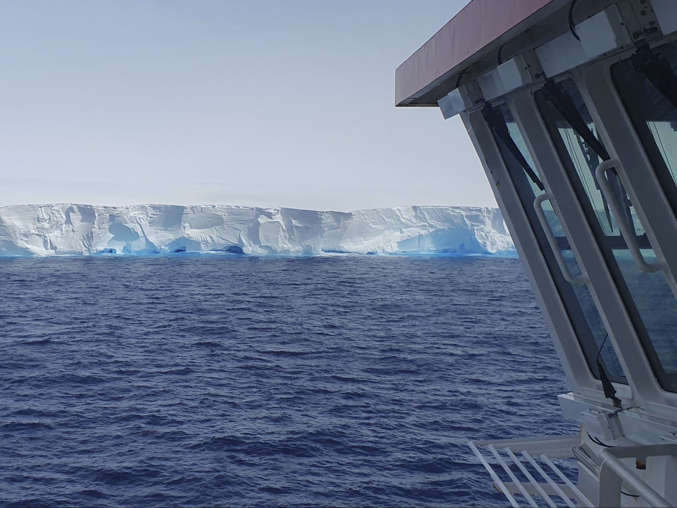 British research ship crosses paths with world’s largest iceberg ...