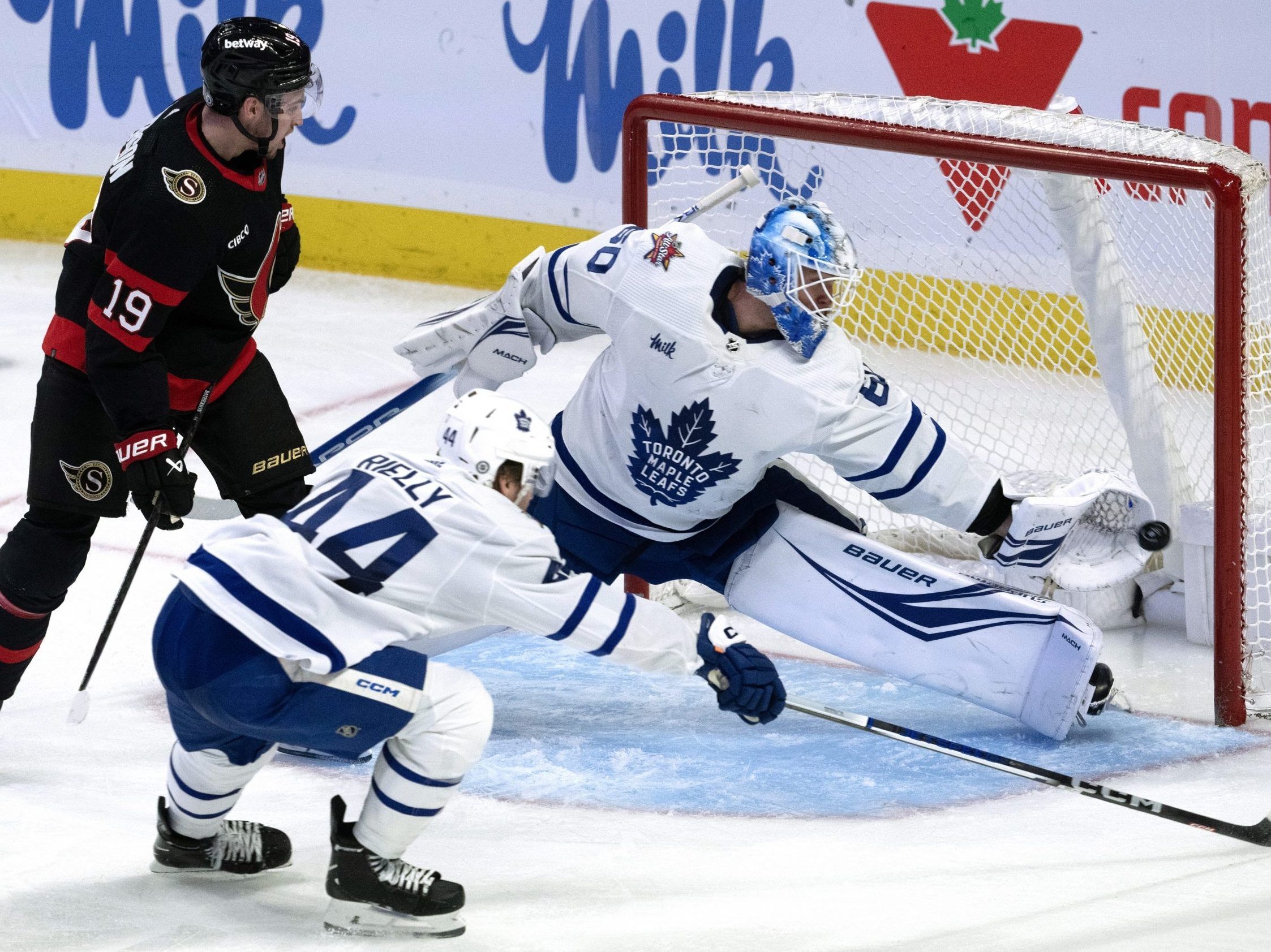 Maple Leafs Beat Senators In Regulation Lose Joseph Woll In Process
