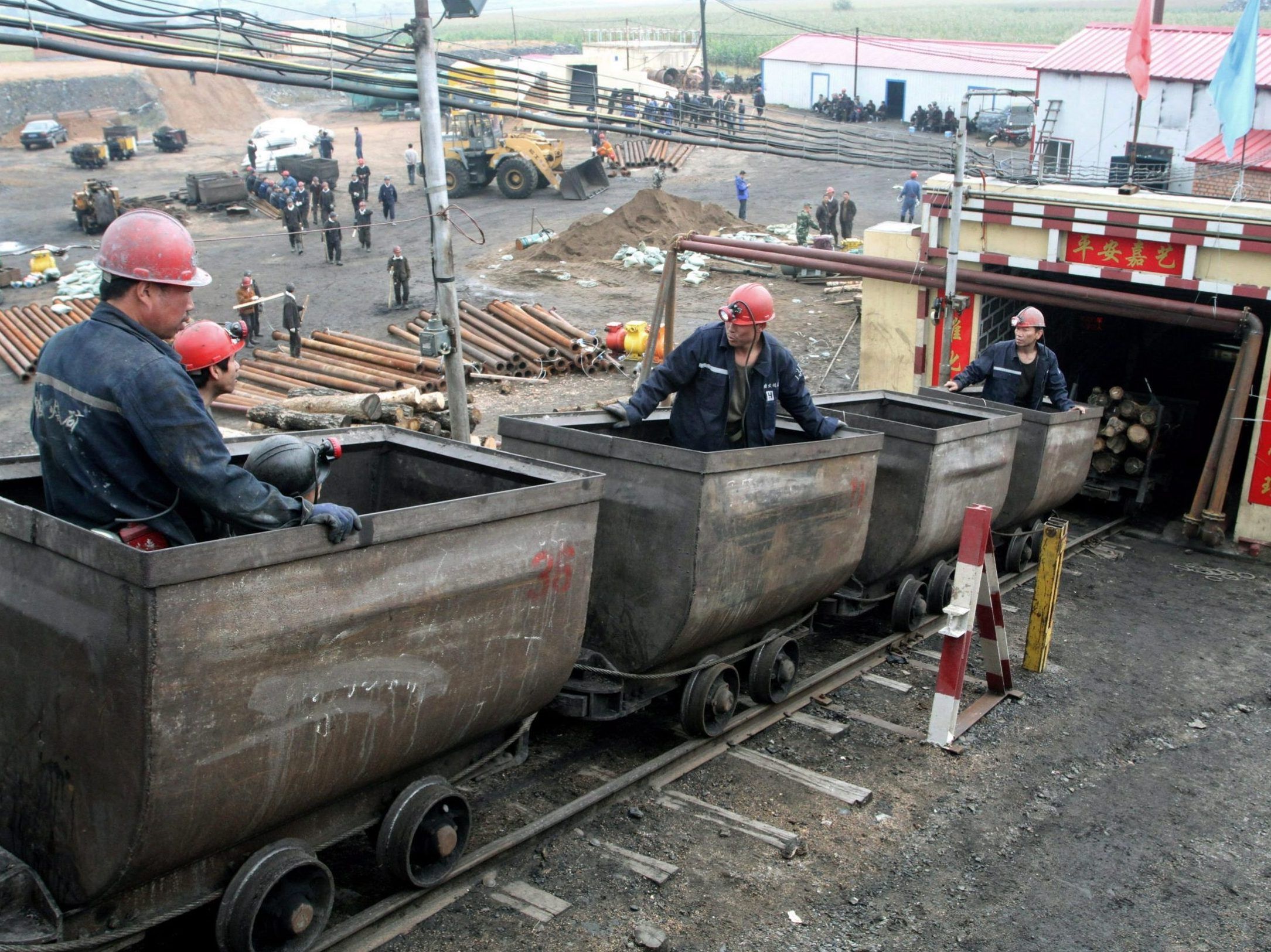 Coal mine cart runs off the tracks in China, killing 12 workers ...