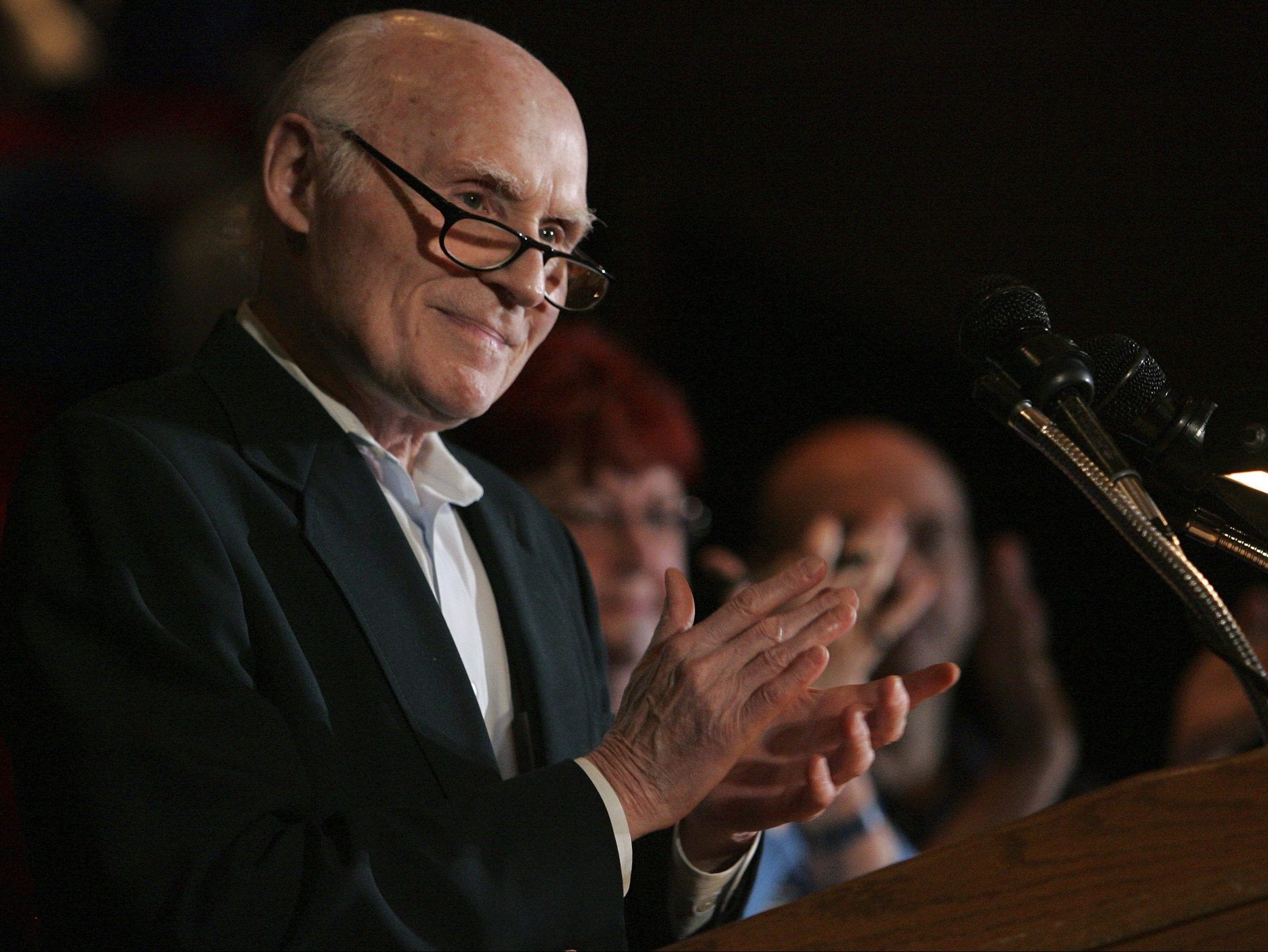 Herb Kohl, Milwaukee Bucks owner and former US senator, dies at 88 ...