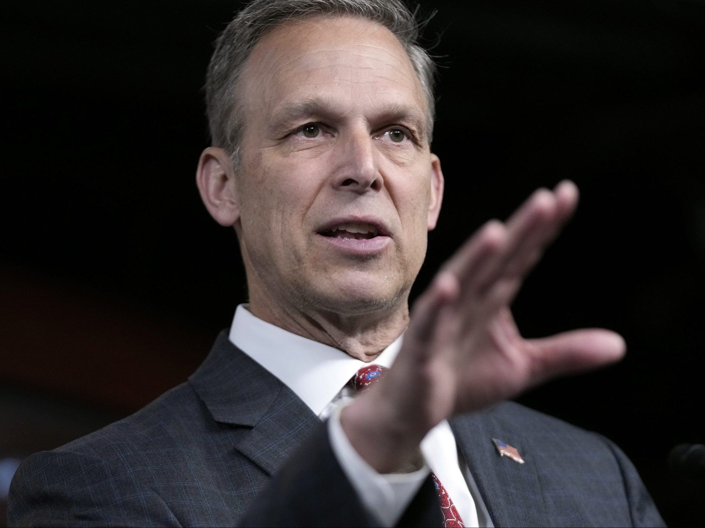 Congressman told to hand over texts, emails to FBI in election probe ...