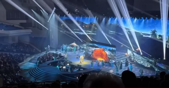 Texas megachurch ripped for excessive Christmas service | Toronto Sun