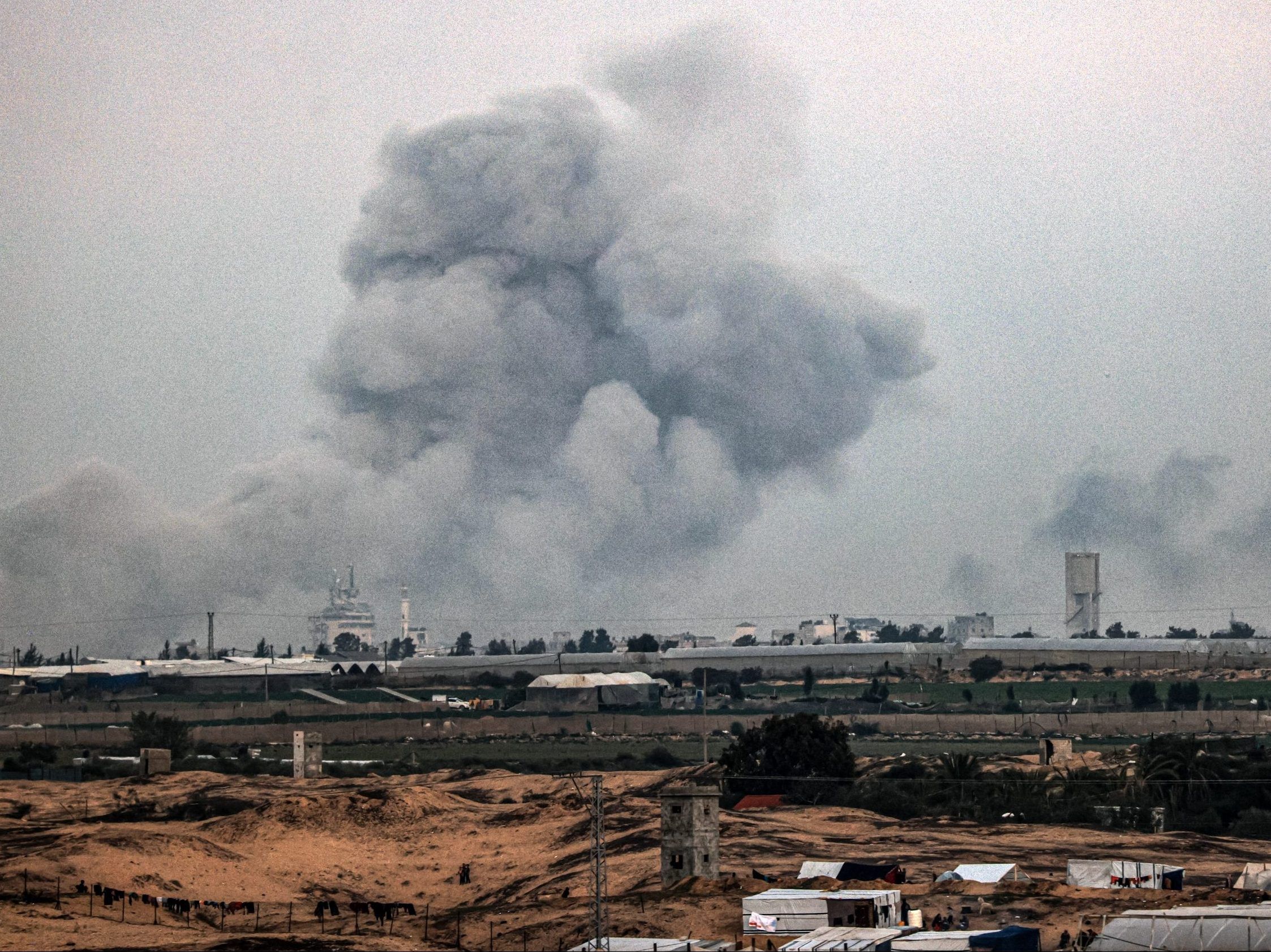 Israeli strikes in central Gaza kill at least 35 | Toronto Sun