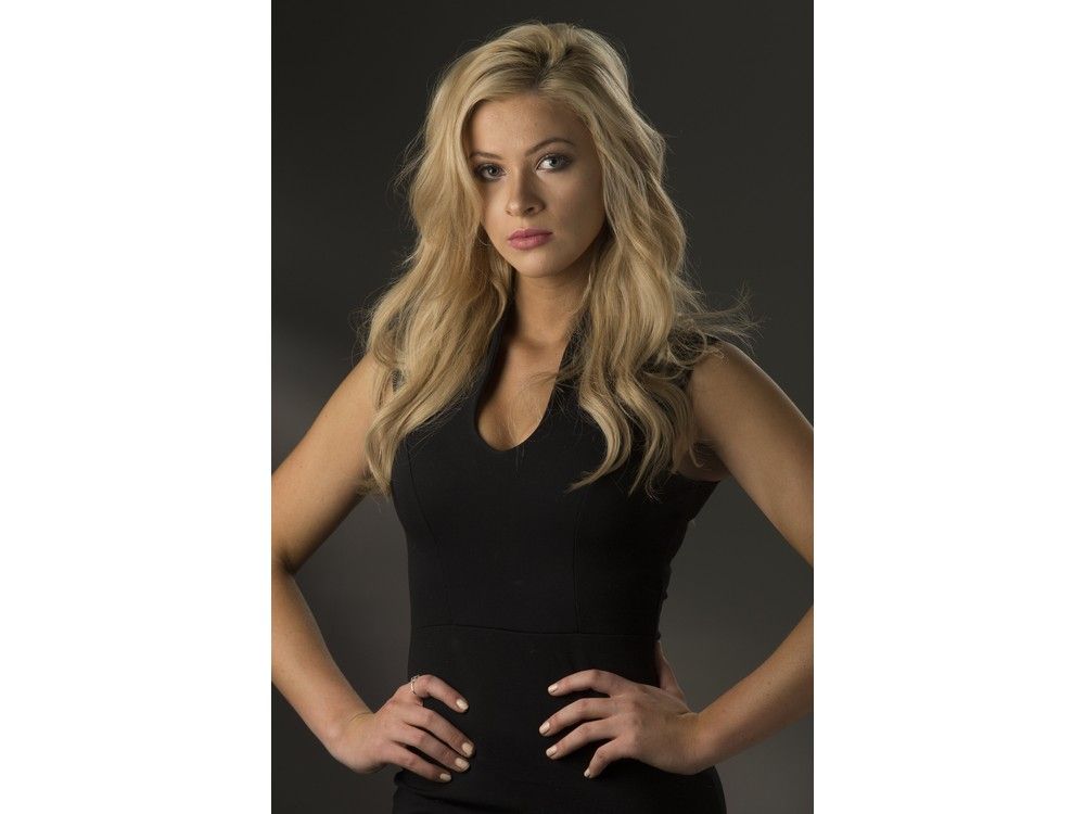 SUNshine Girl Riley | Toronto Sun