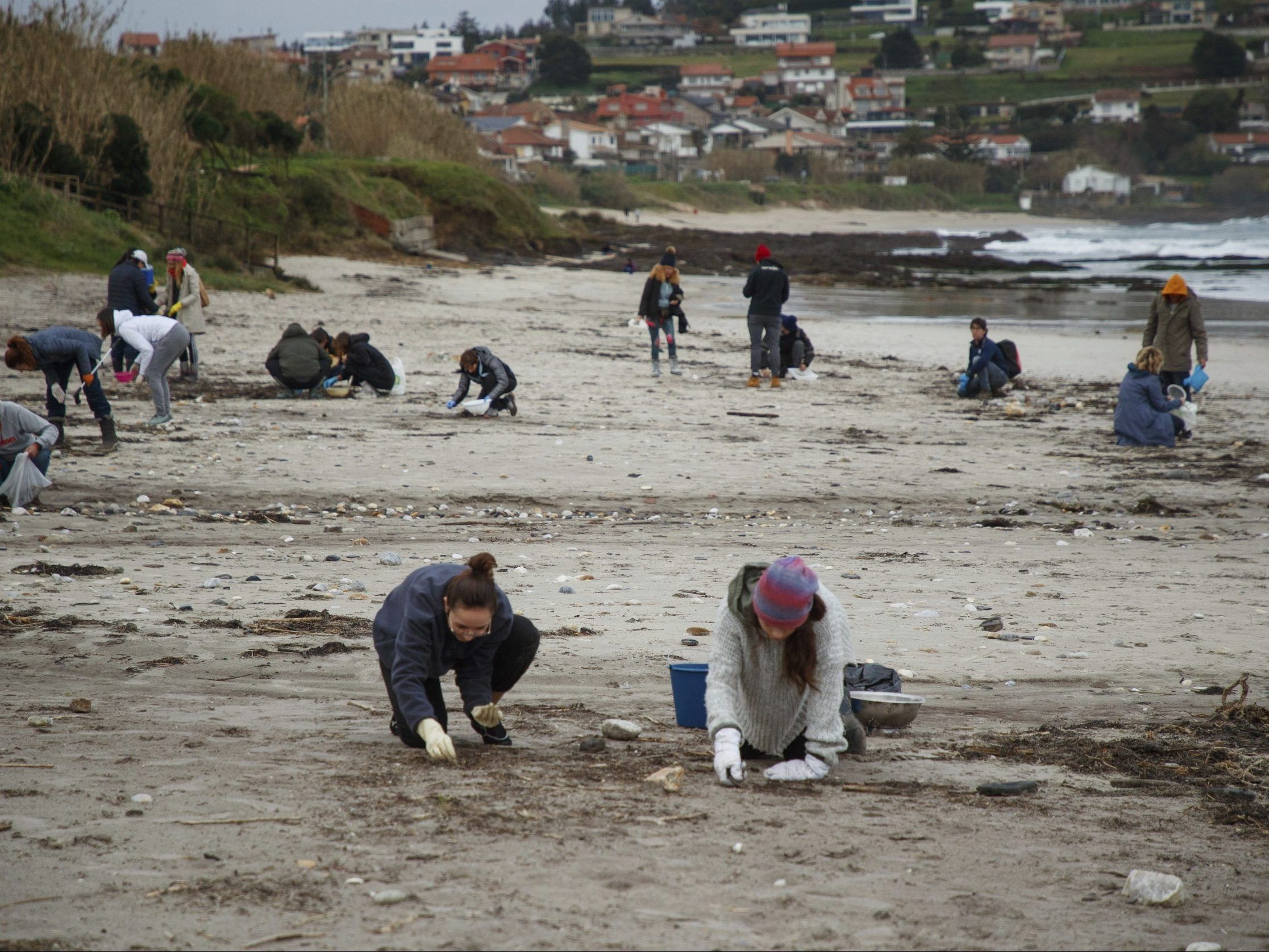 Spain probes contamination of Atlantic shore by plastic pellets ...