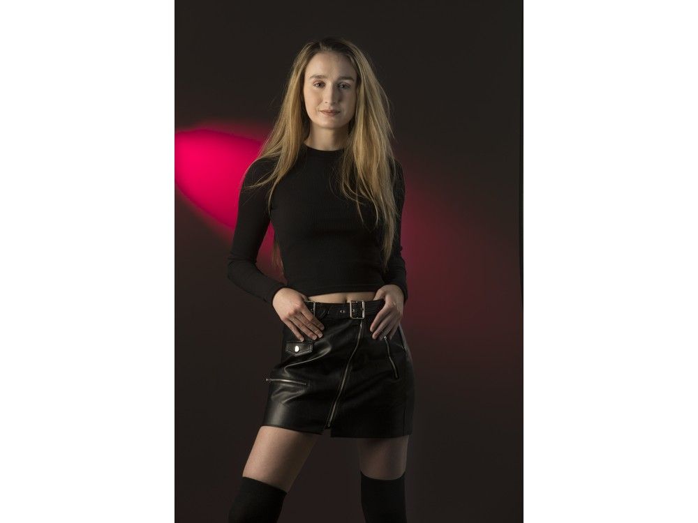 SUNshine Girl Emily | Toronto Sun