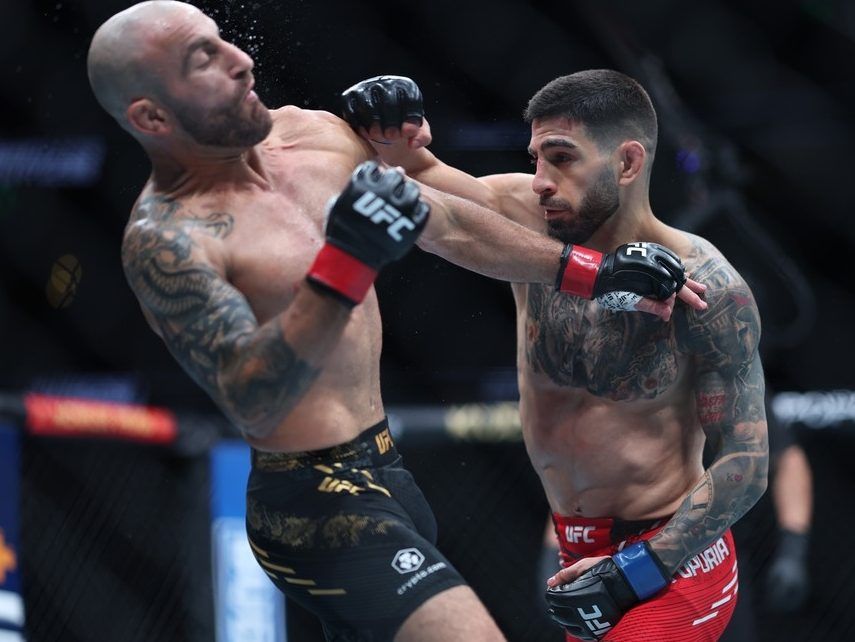 Topuria stops Volkanovski to claim featherweight title at UFC 298 ...