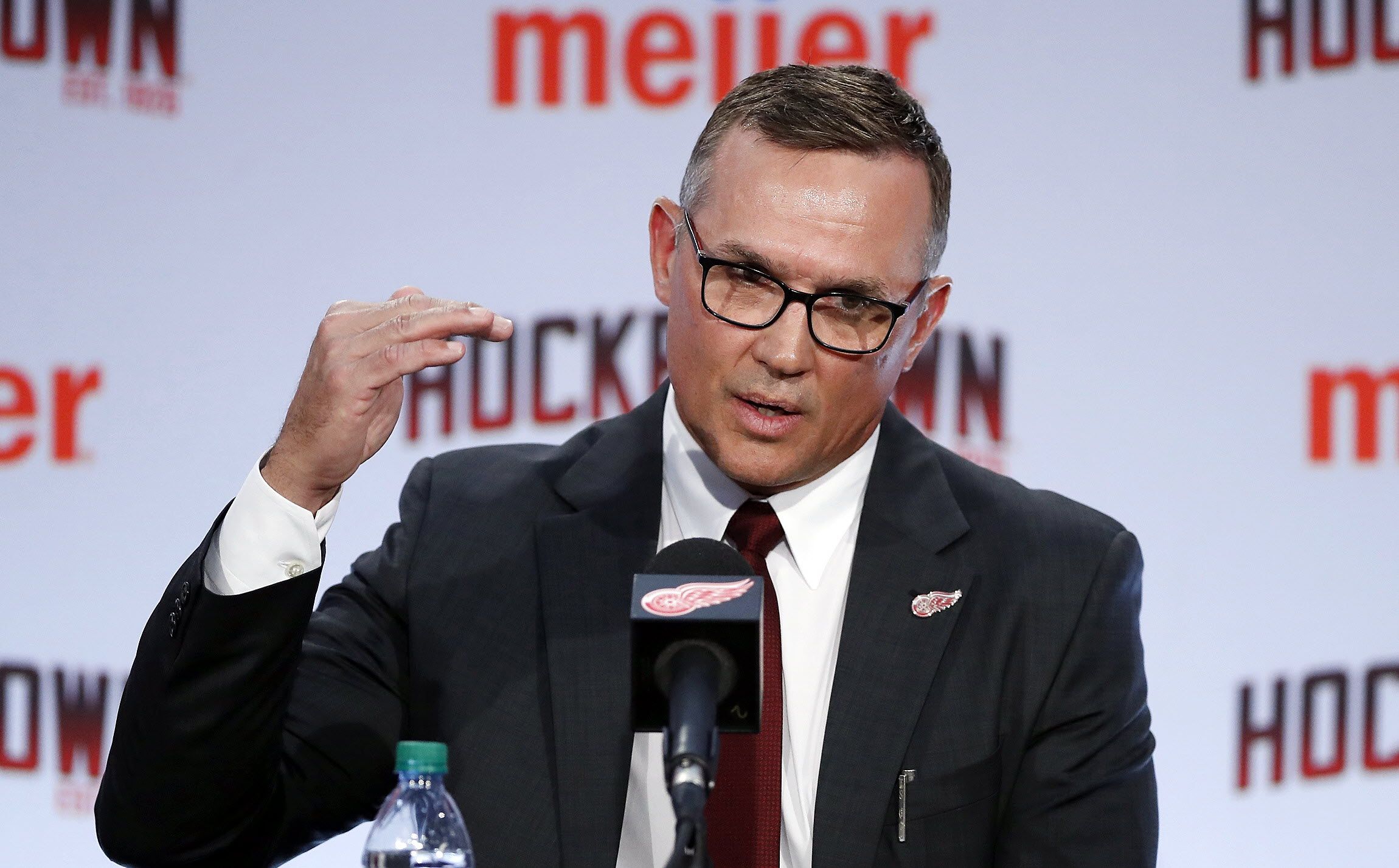 Steve Yzerman’s patient plan paying off for rolling Red Wings | Toronto Sun