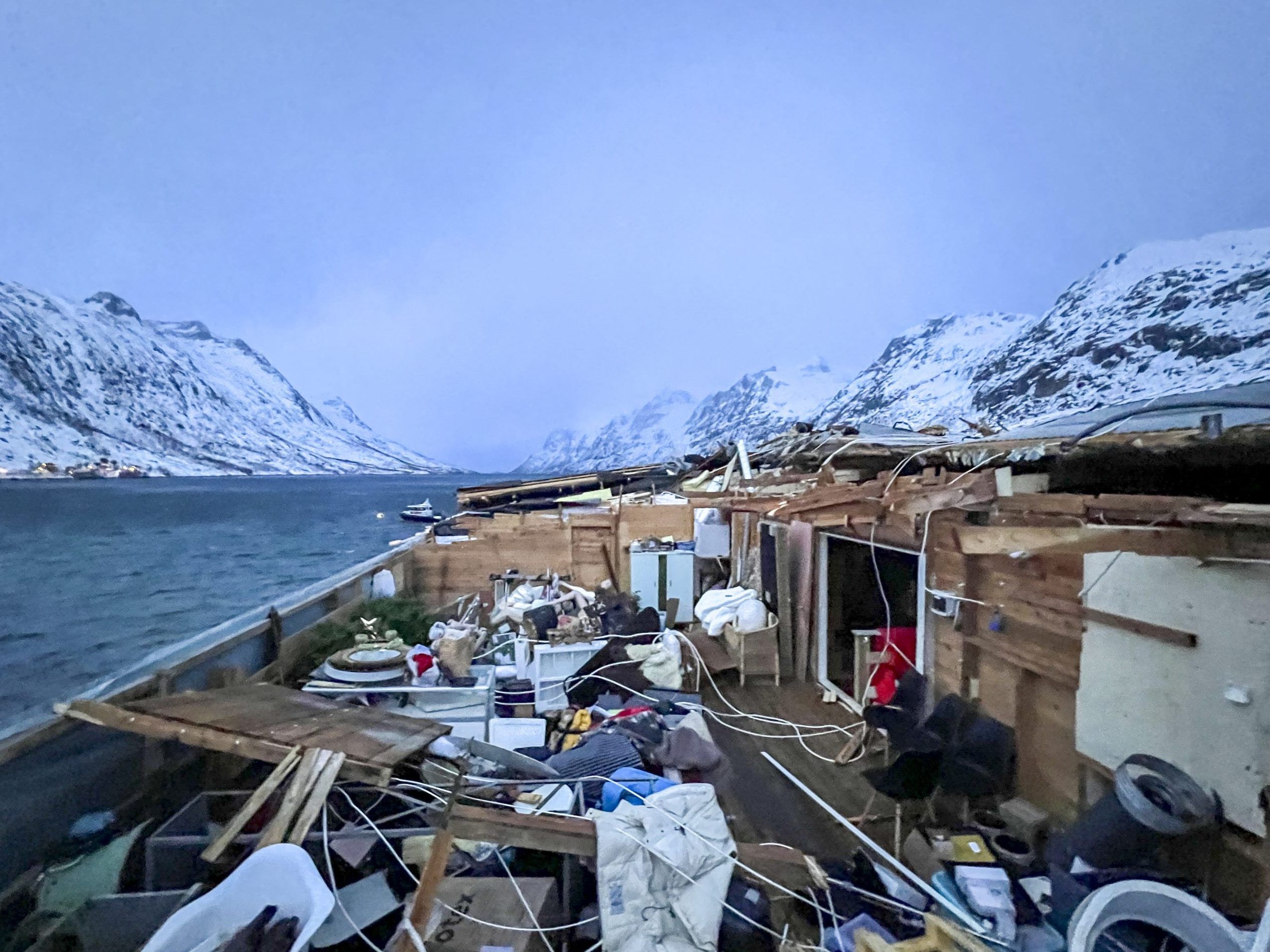 Norway’s most powerful storm in over 30 years rips roofs off houses ...