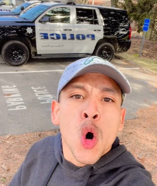 'Migrant influencer' who told followers to enter US now wanted: Report ...