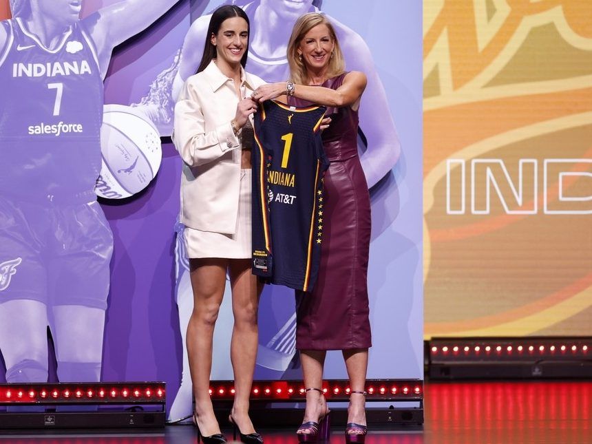 Caitlin Clark taken No. 1 in the WNBA draft by the Indiana Fever ...