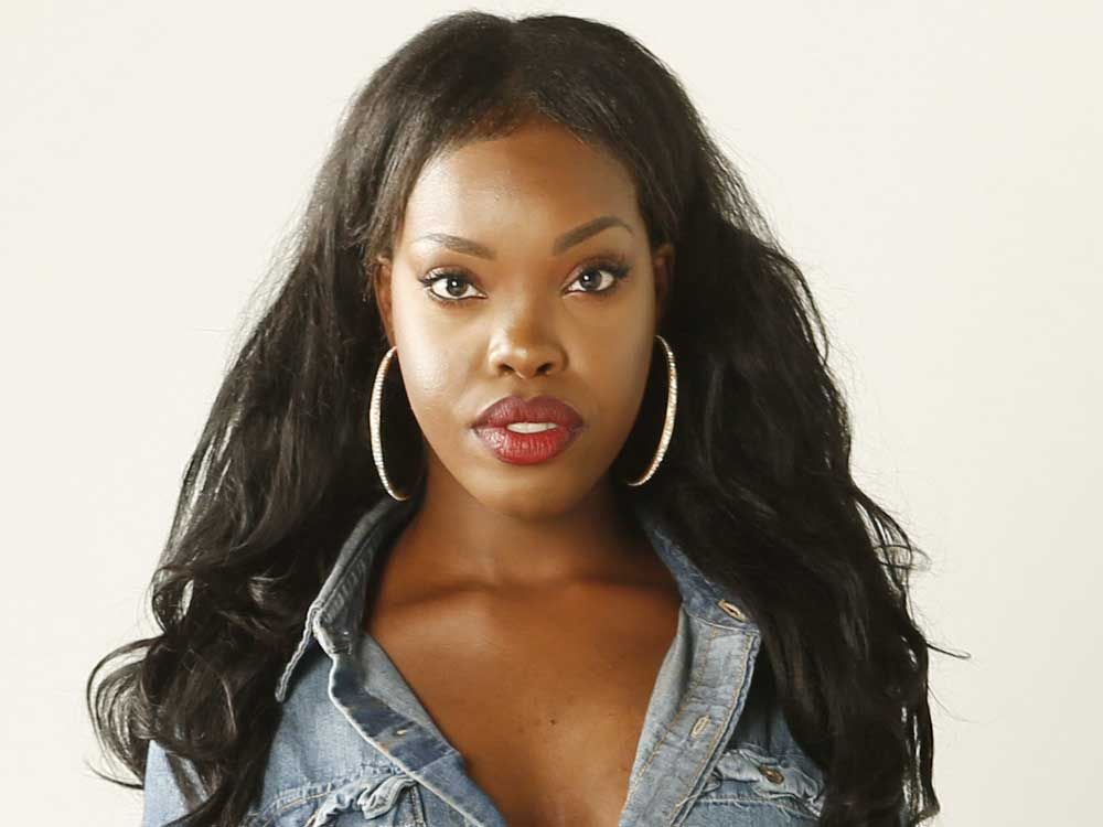 SUNshine Girl Kaydee | Toronto Sun