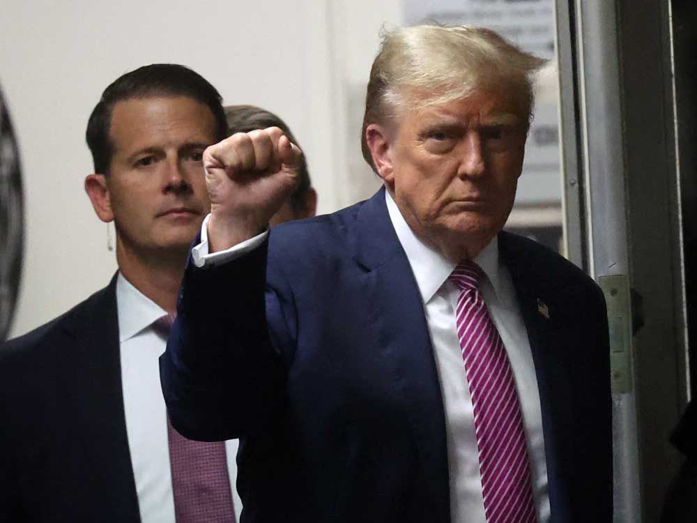 STOSSEL: 'Drain the swamp?' Not really | Toronto Sun