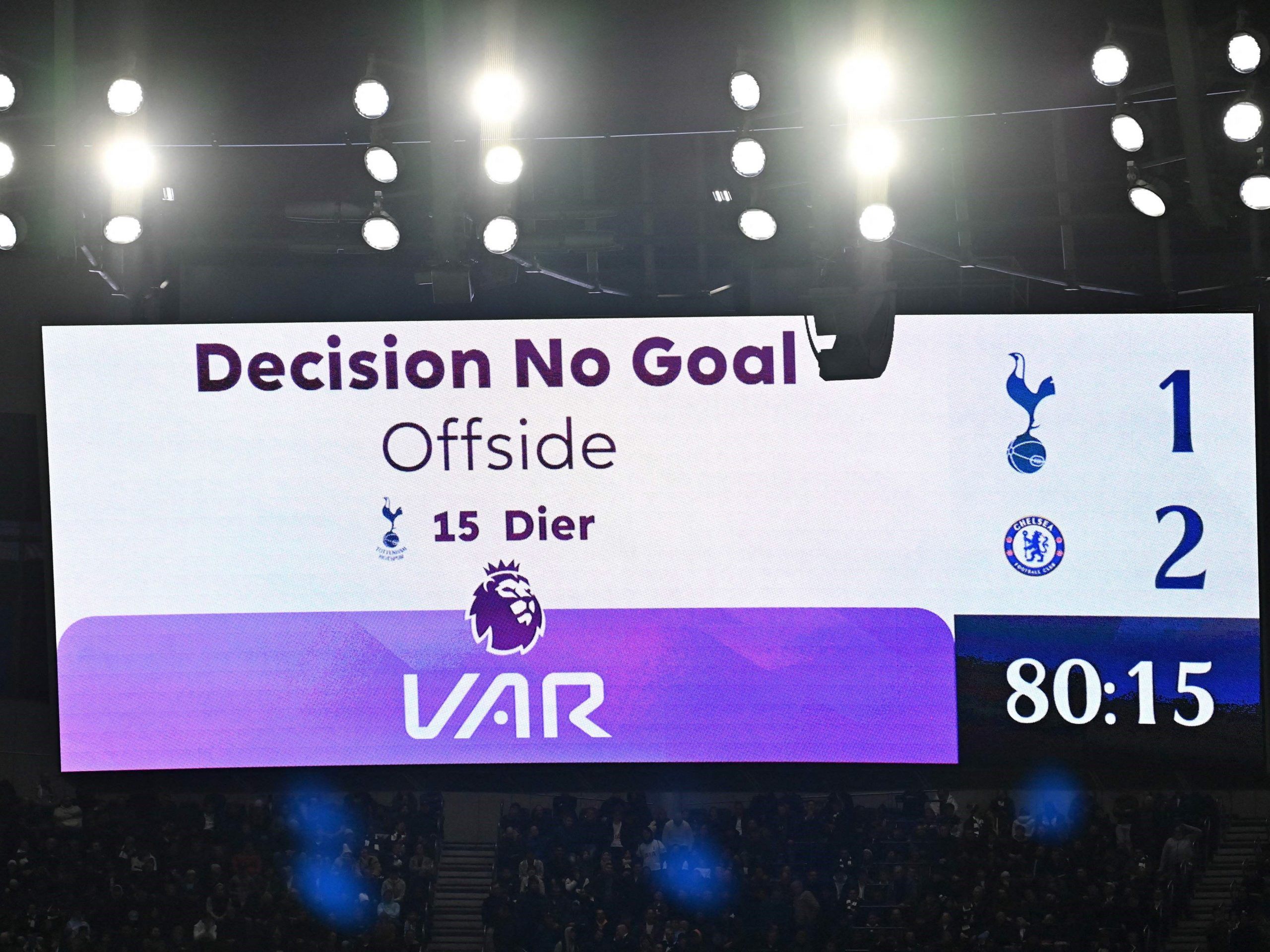 Premier League clubs vote to continue using VAR next season | Toronto Sun