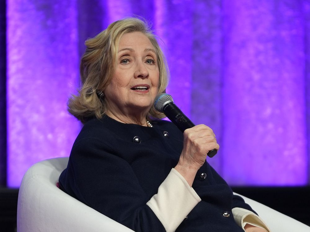 Hillary Clinton to release essay collection about life | Toronto Sun