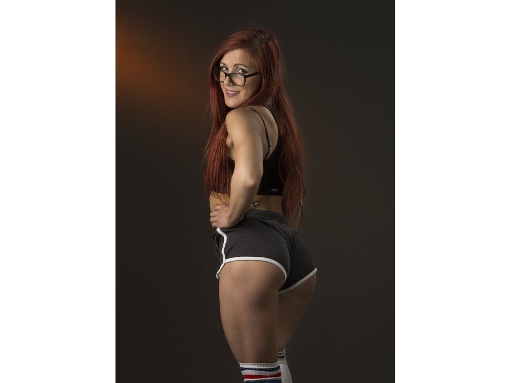 SUNshine Girl Larissa | Toronto Sun